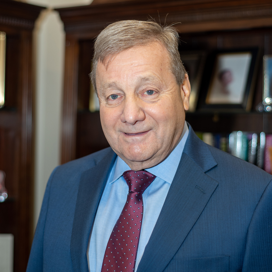 Terry Galanis, Jr. | Sealing Devices